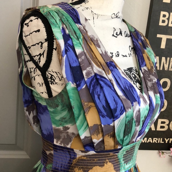 BCBGMaxAzria | Dresses | Stunning Bcbg Silk Cocktail Dress | Poshmark